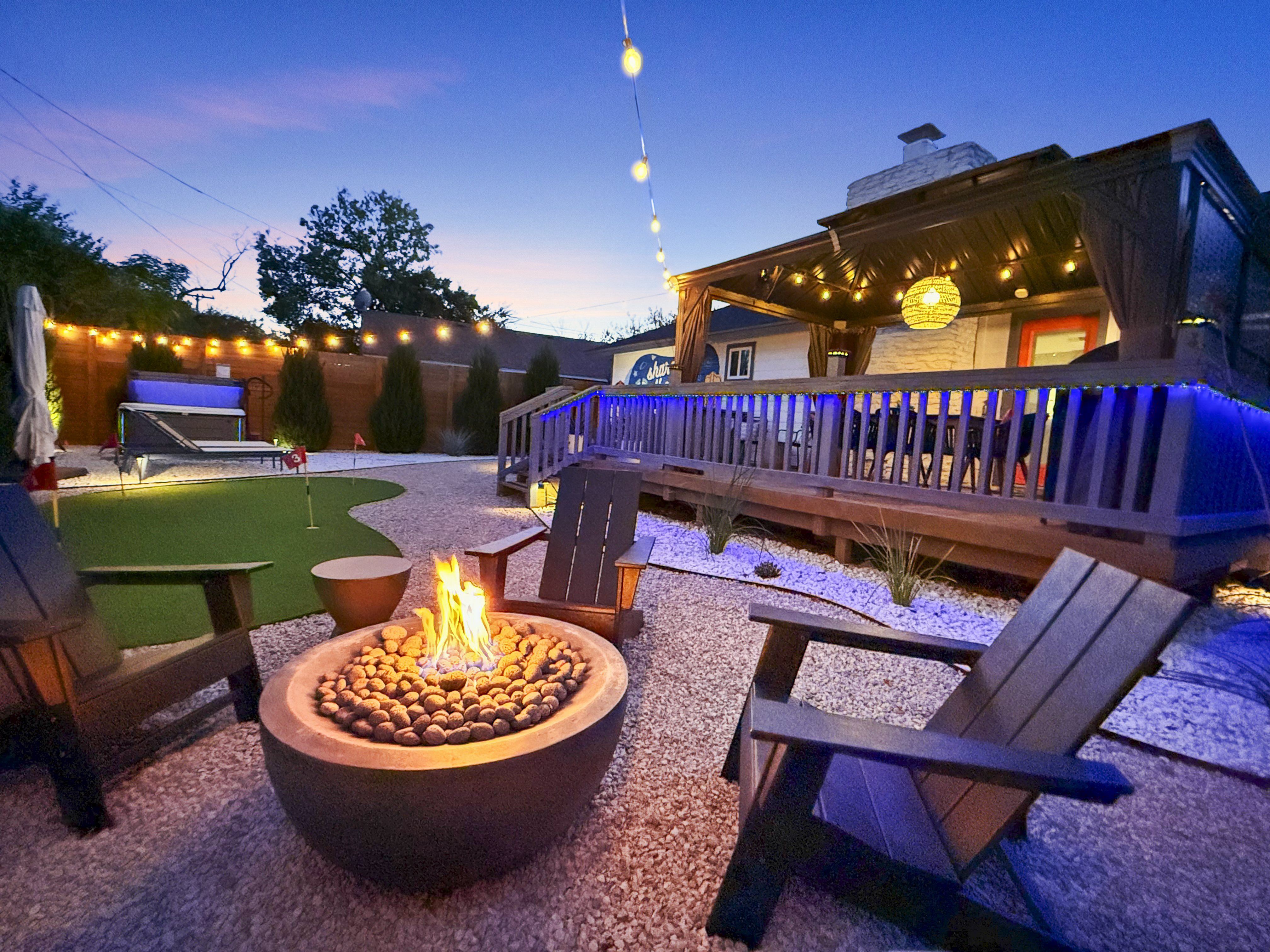 The Creek Retreat | Minigolf | Fire Pit | Hot Tub | Bbq Deck - Round Rock, TX