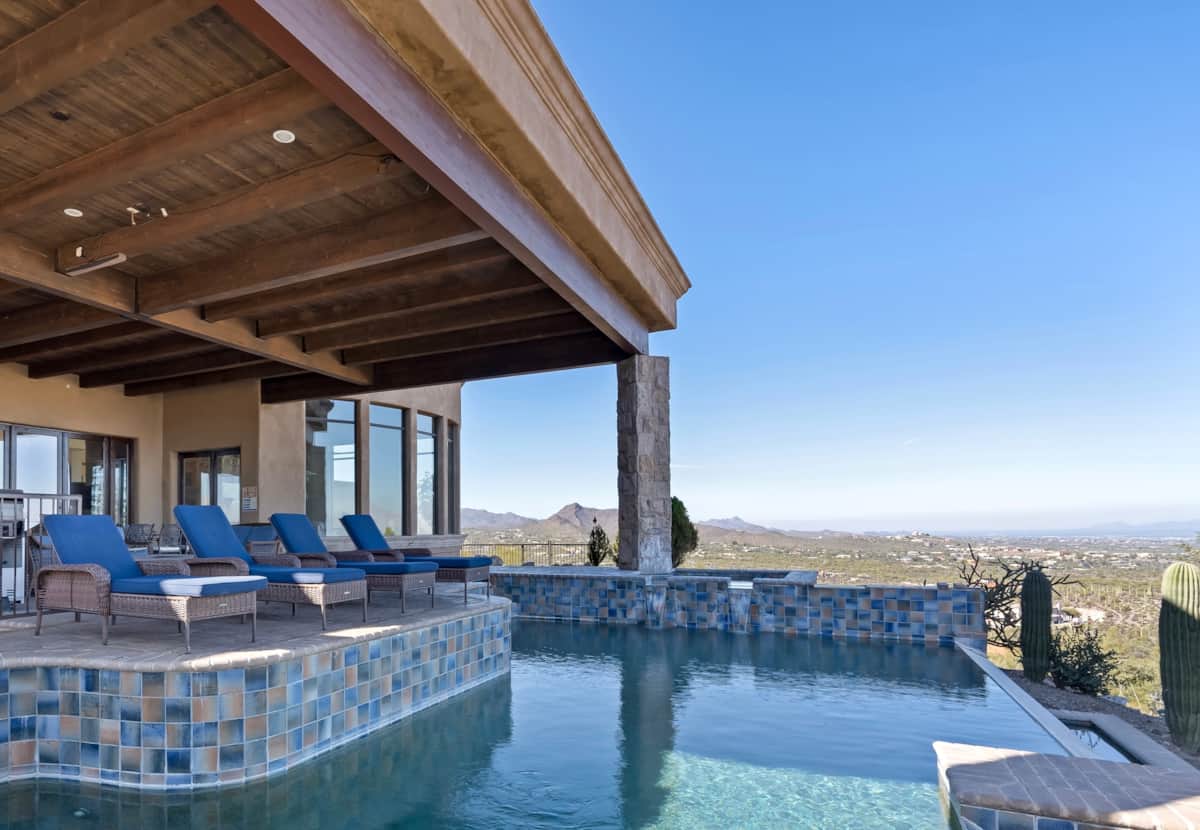 Home [tucsonluxuryvacationrentals.com]