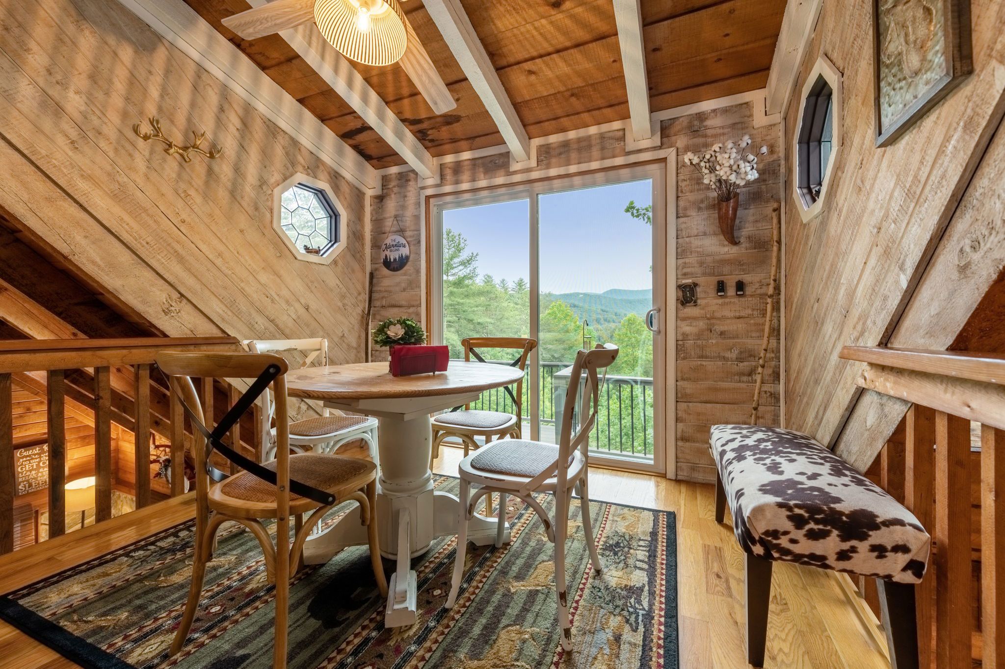 Home [secretboxcabin.com]