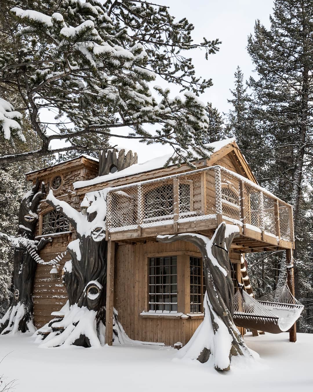 Lost Boys' Treehouse at Crowsnest Pass - Cabin in Crowsnest Pass