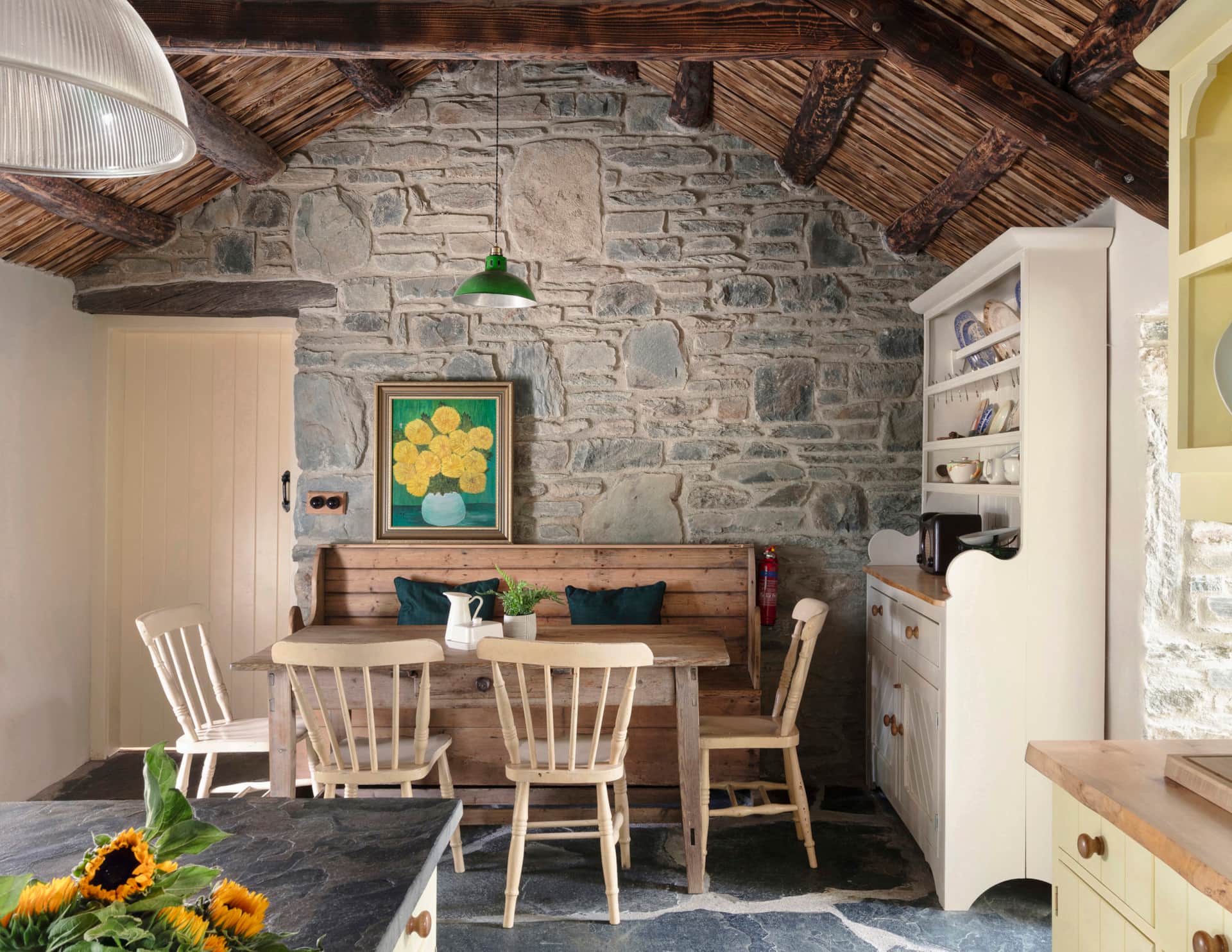 Home [irishthatchedcottage.com]