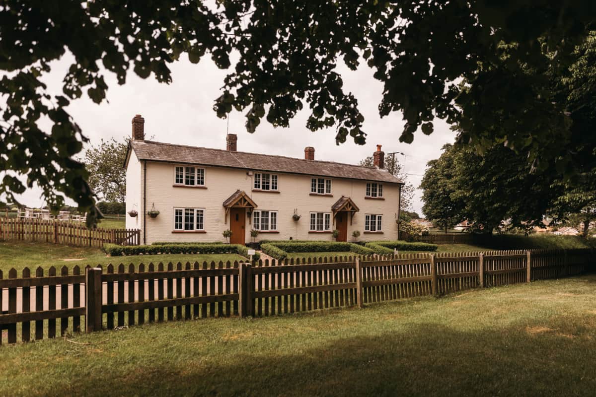 Apple Tree Cottage - Vacation Home in Newmarket