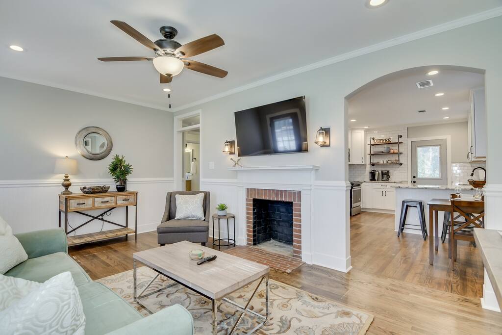 Cozy 2bd In Augusta - The Blue Bungalow - Augusta, GA