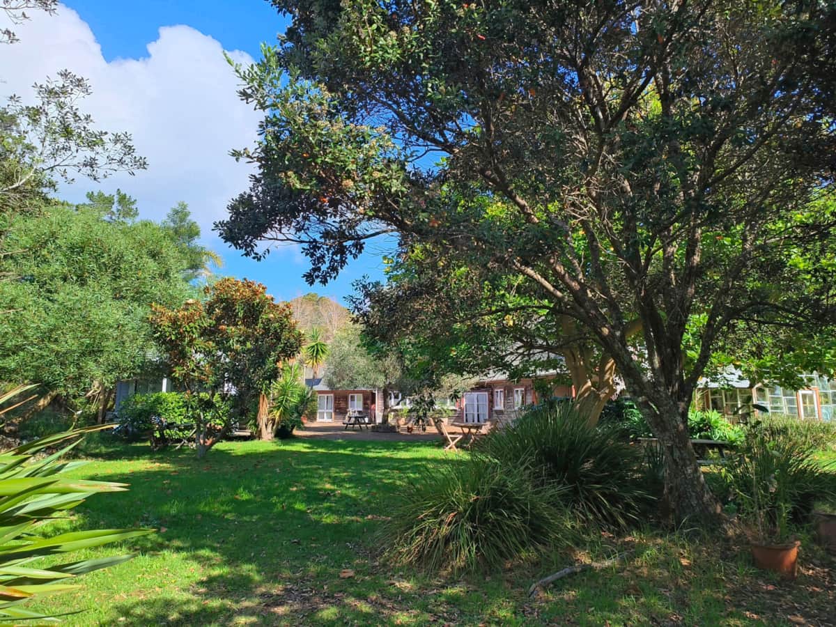 Fossil Bay Lodge - Waiheke Island's Top Glamping Destination