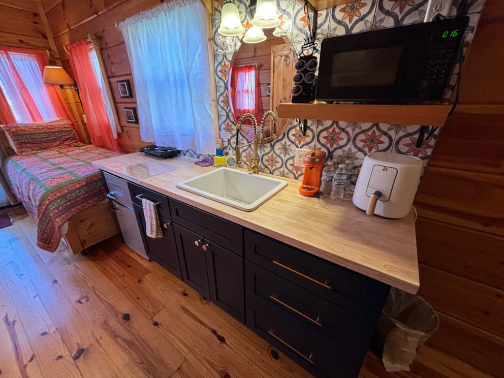 #16 Sabina - *New Kitchen* Gypsy Cottage - Vacation Home in Sevierville