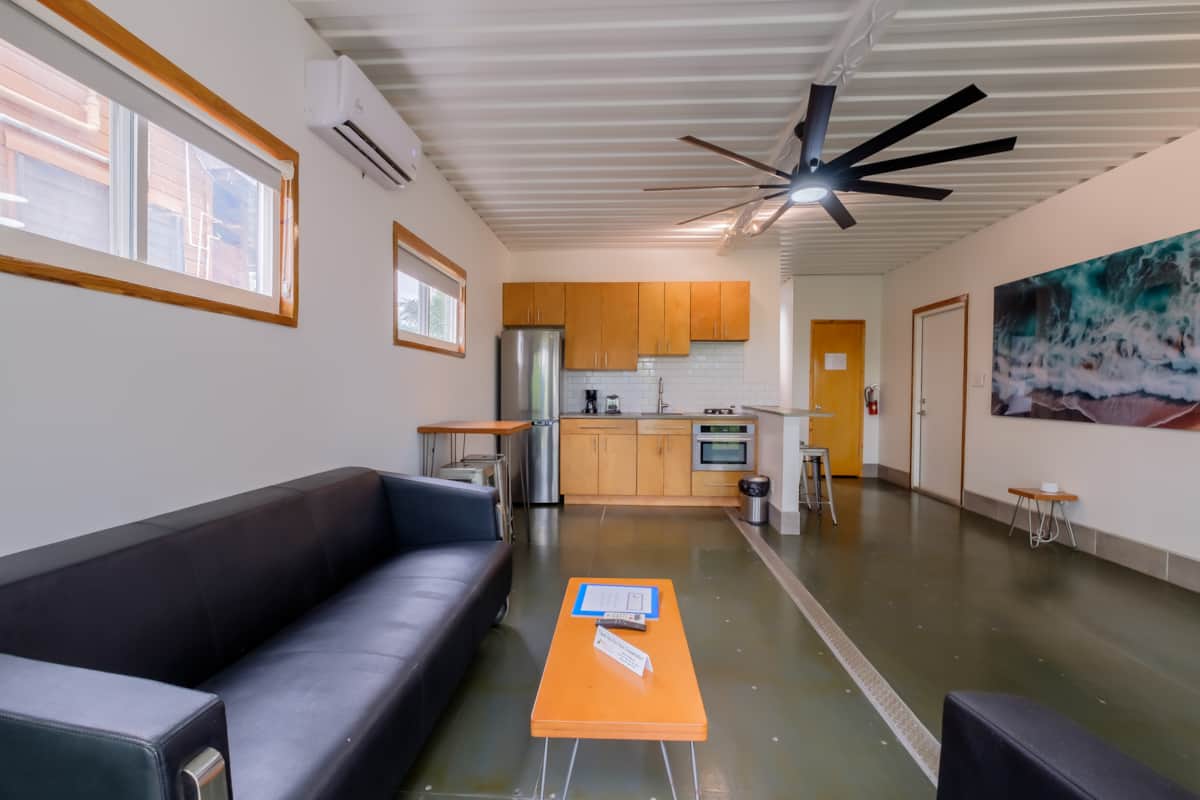 Box House Condos #2 - Unique shipping container condo - Apartment in ...