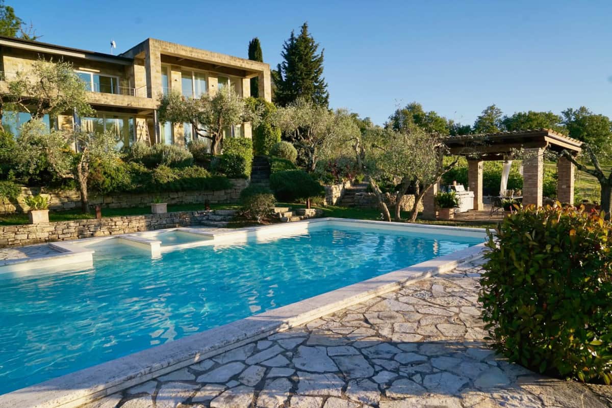 Villa degli Artisti, Design Villa mit privatem Pool – Villa in Asproli