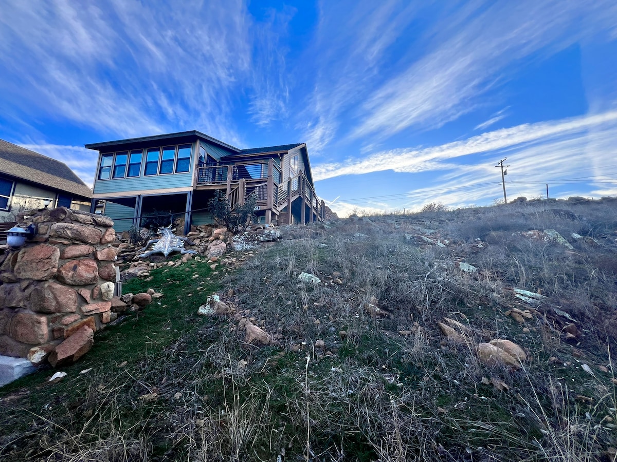 Book A Medicine Park Riverside Cabin W/ Hot Tub Sleeps 10 - Medicine Park, OK