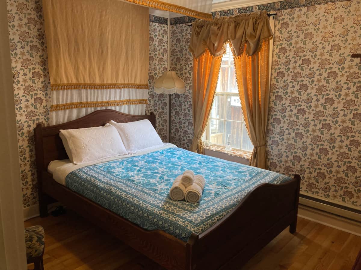 Room 3 - St. George Hotel - Hotel in Barkerville