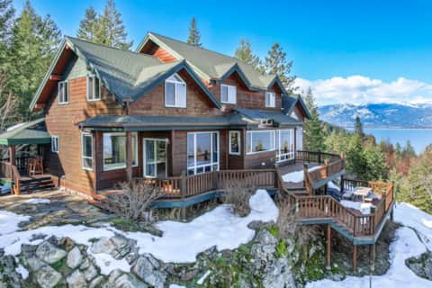 Pend Oreille Luxury Vacation Homes