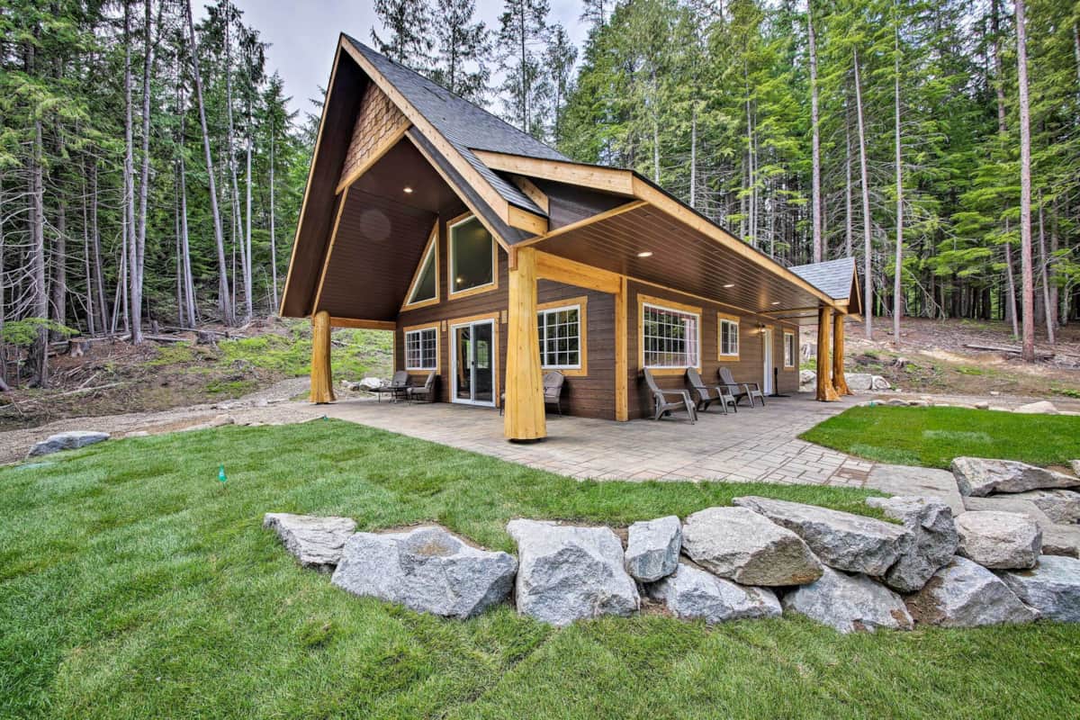 Spacious Cabin by Elkins Resort and Priest Lake - Cabin in Nordman