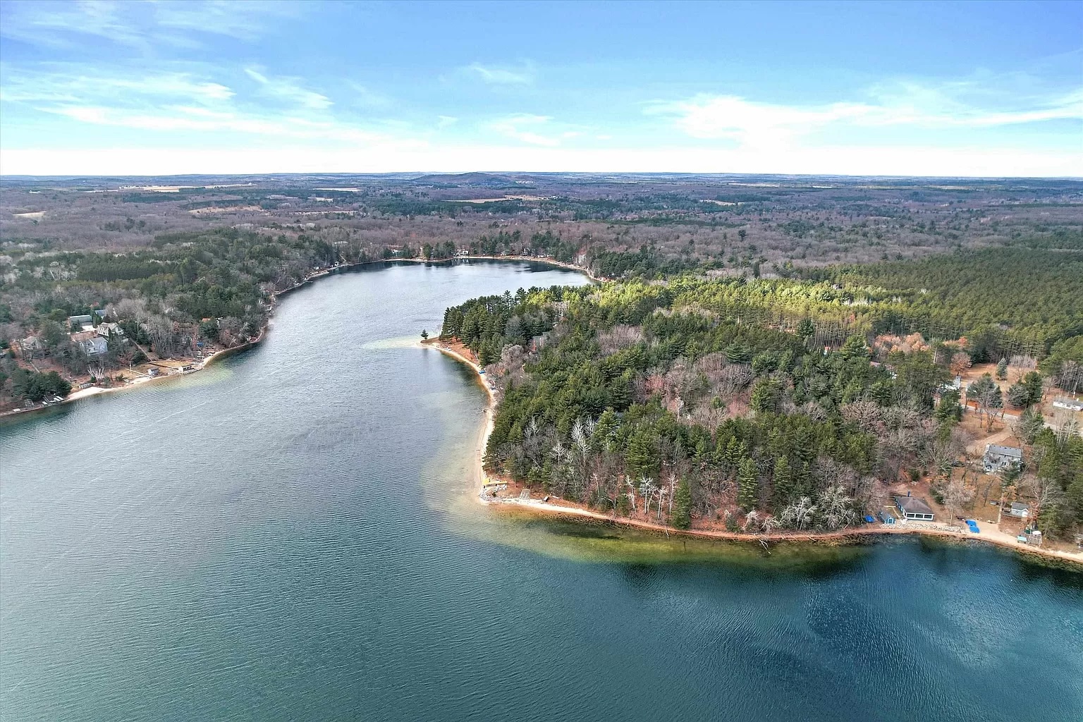Pearl Point Lodge - South Central Wisconsin