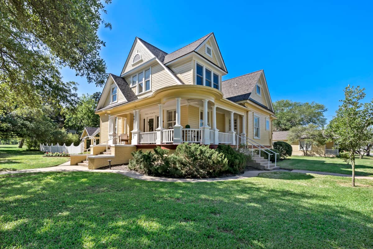 The Clary House Home of the Texas A&M Aggies - Vacation Home in Bryan