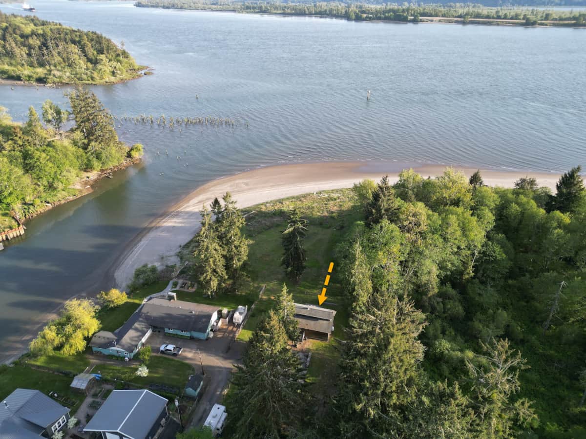 River Loft Cabin on the Columbia