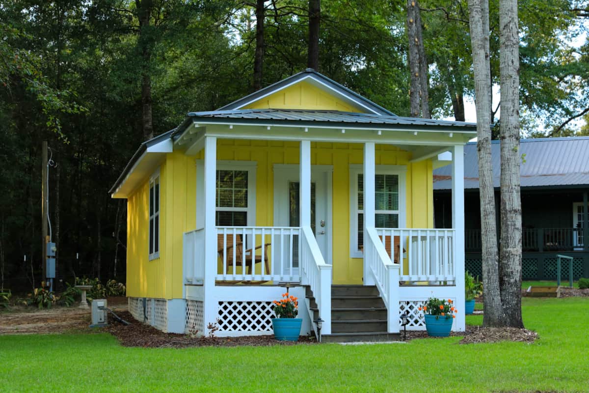 Sunshine Cottage - Vacation Home in Escambia County