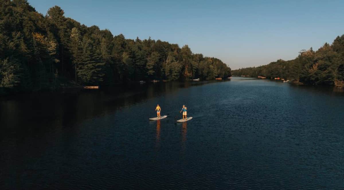 Fiddler Lake Resort | Chalet Authentik