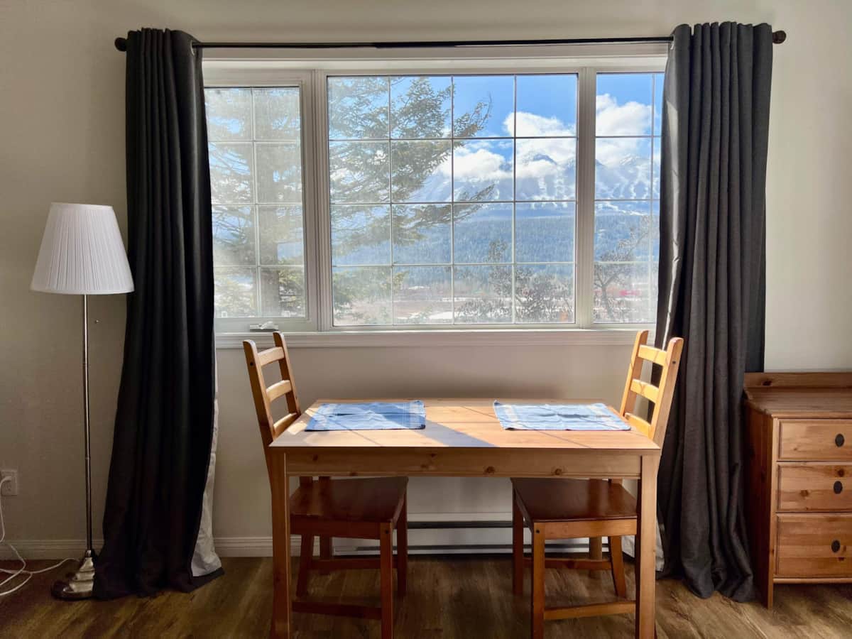 Suite 203 - Cabin in Golden