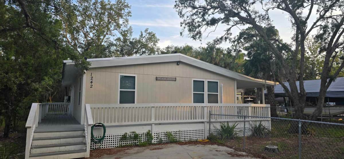 Clambassador Cottage in Cedar Key
