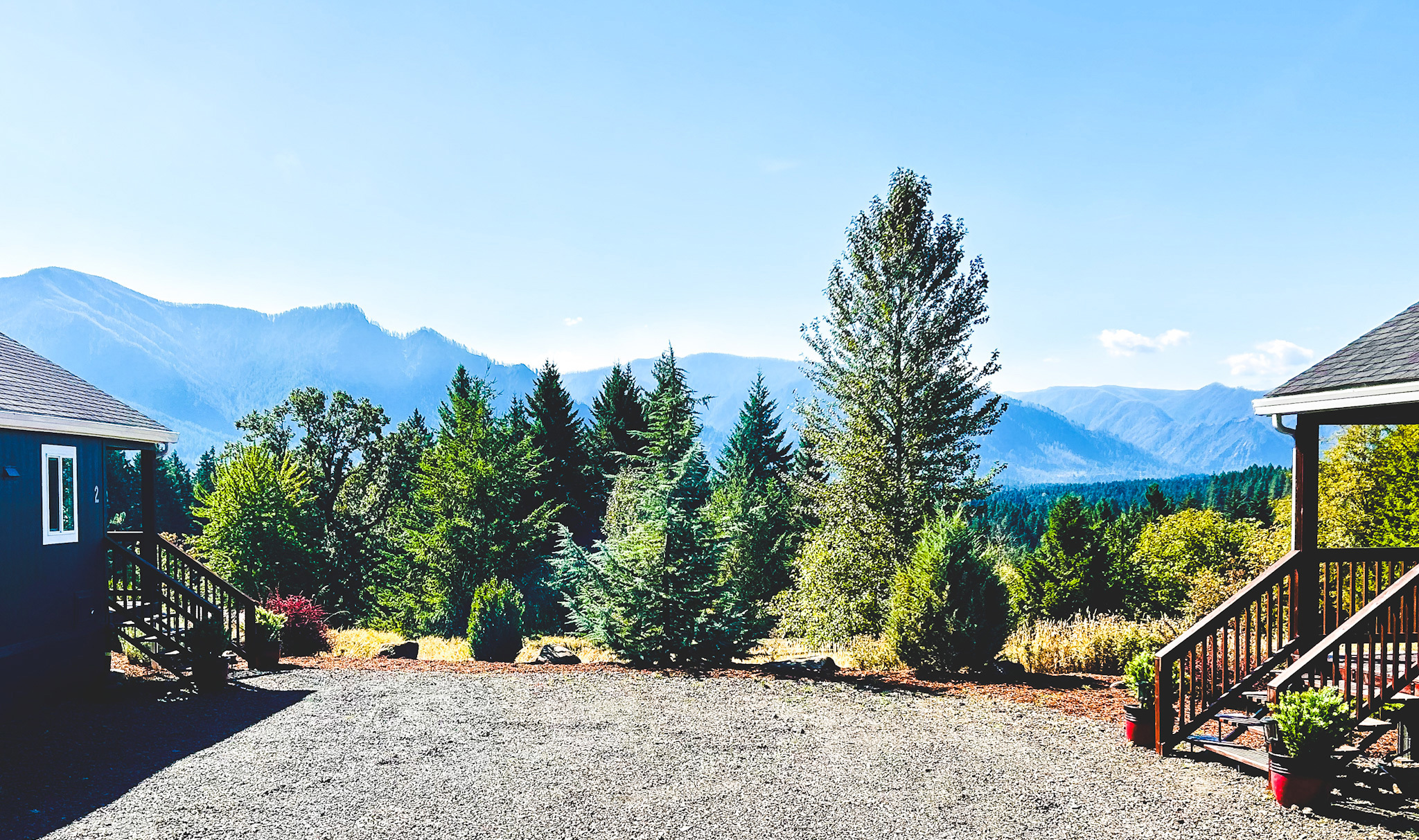 Home [maplewaycabins.com]