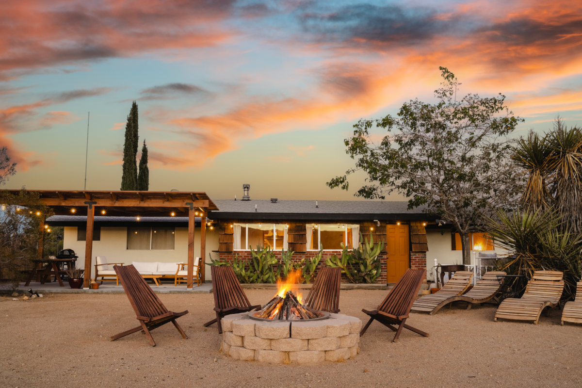 The Seventh Ray House, Joshua Tree Vacation Rental | A Desert Haven ...