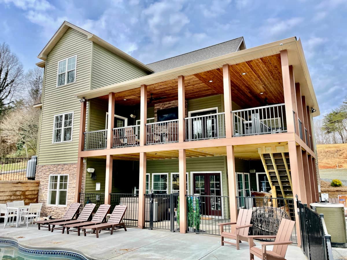 Firefly Estate - Vacation Home in Moneta