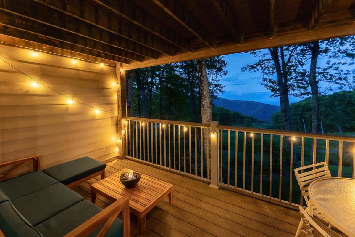 Mtn View at Swoopside Hideaway: Walk to Everything - Apartment in ...