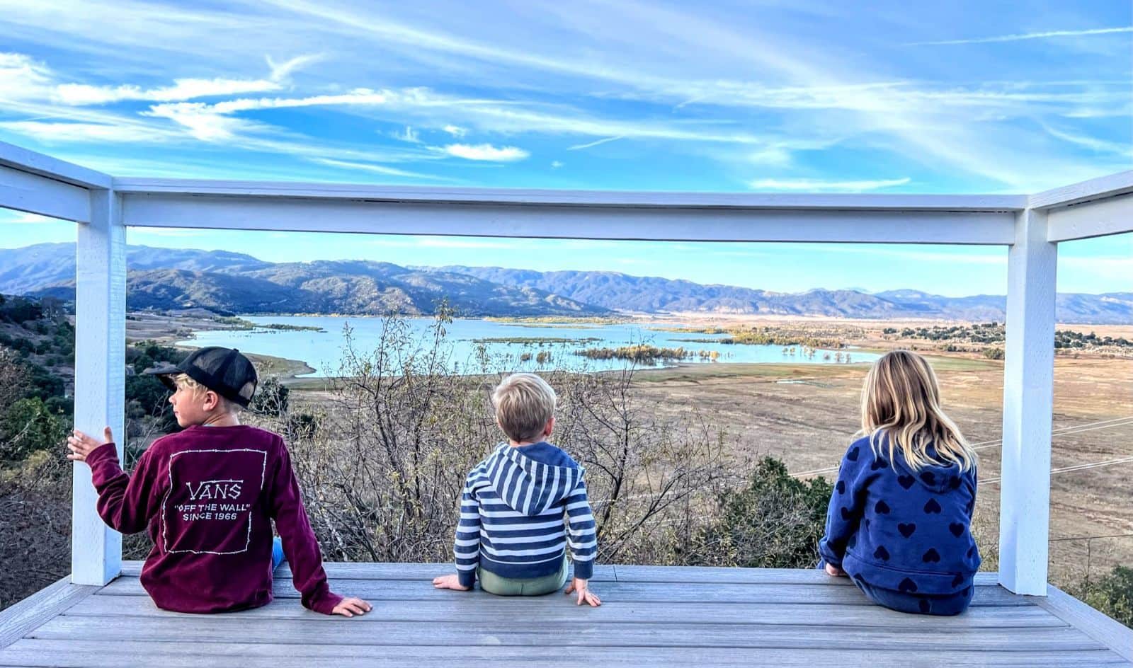 Hideout Mountain Lodge - Vacation Rentals in San Diego Mountain ...