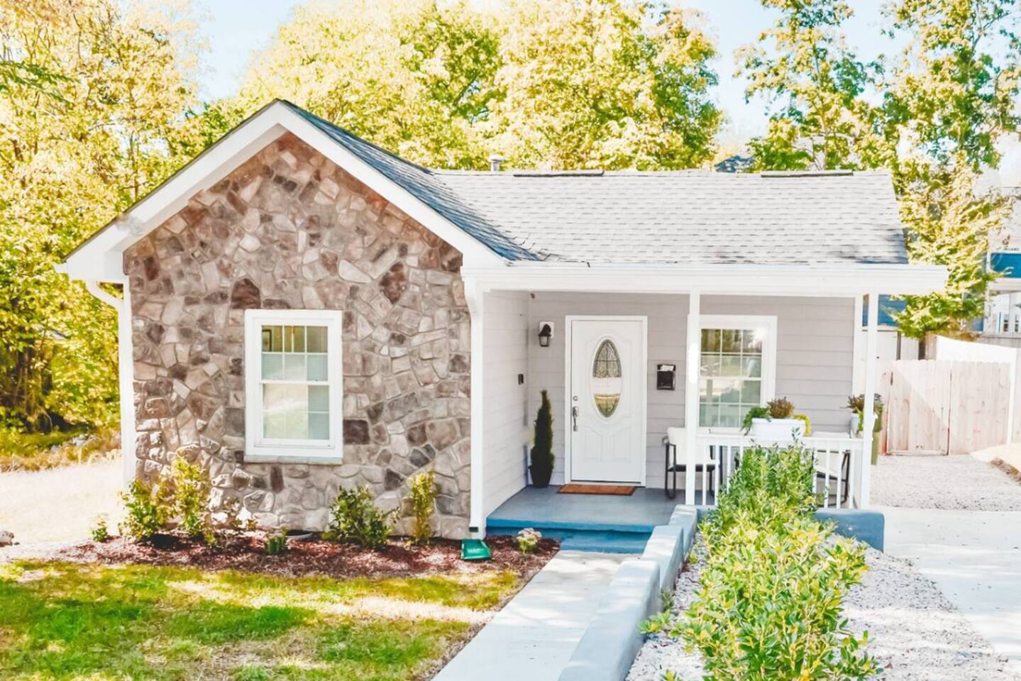 Downtown - 2 Bed, 2 Bath - Raleigh, NC