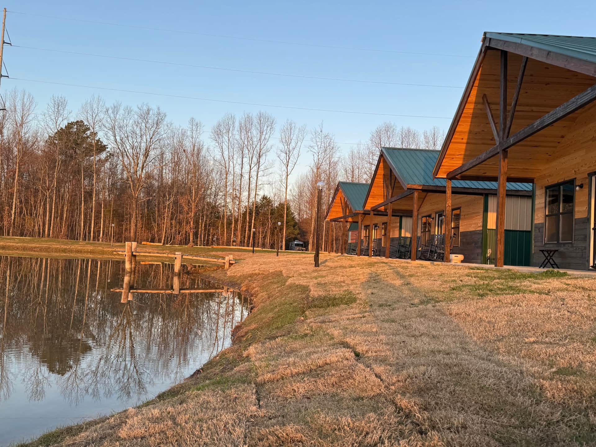 C&C Cabins by the Lake