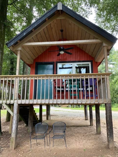 Rustic Red Retreat - Cabin in Monroe County