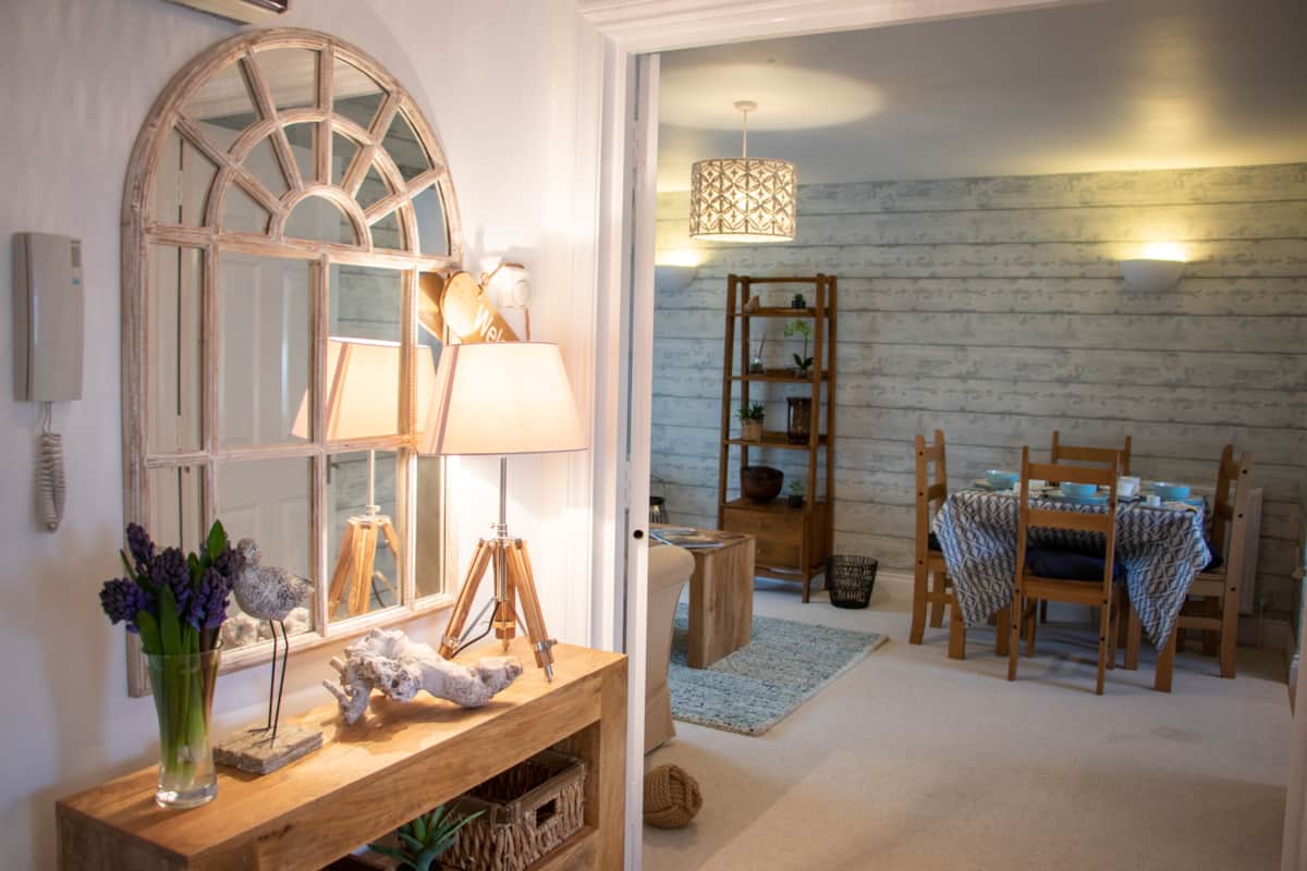 The Beach House 5 bespoke apartments - Apartment in Eastbourne