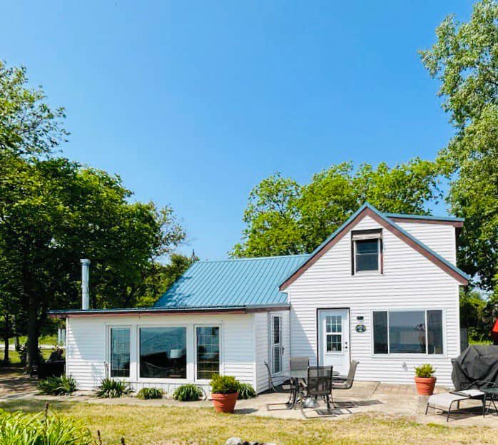 About Pelee Island