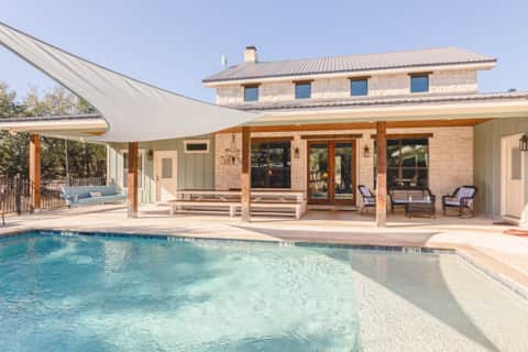 Home on the Range - Vacation Home in Concan