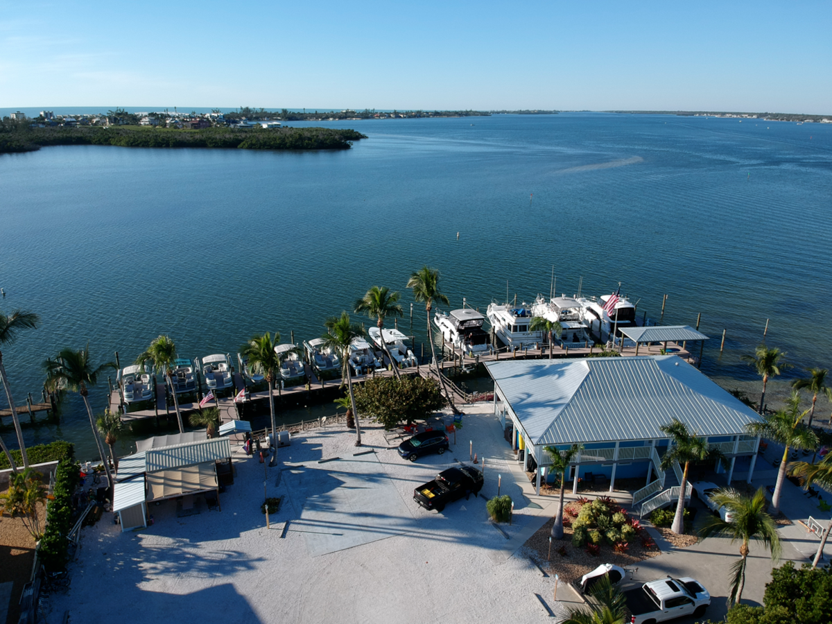 Home [sunsetpointmarina.com]