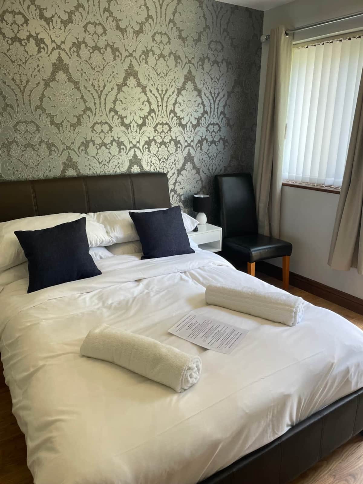 Rooms at Huntman Inn Falfield GL12