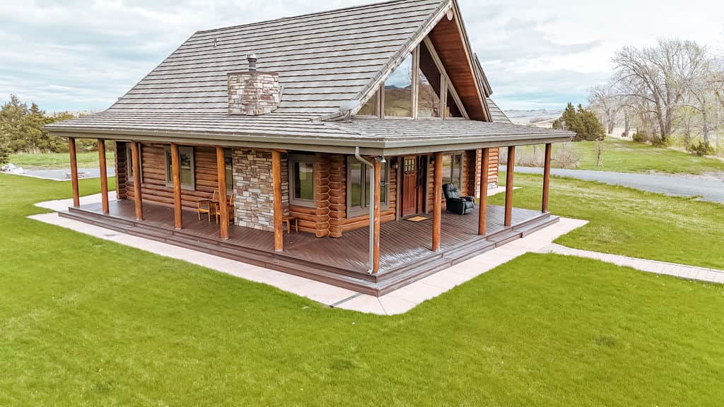 Pelican Point Lodge - Vacation Home in Cascade County