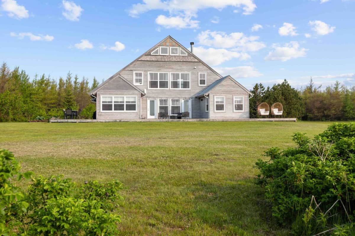 Osprey’s Landing- Executive oceanfront beach house - Vacation Home in ...