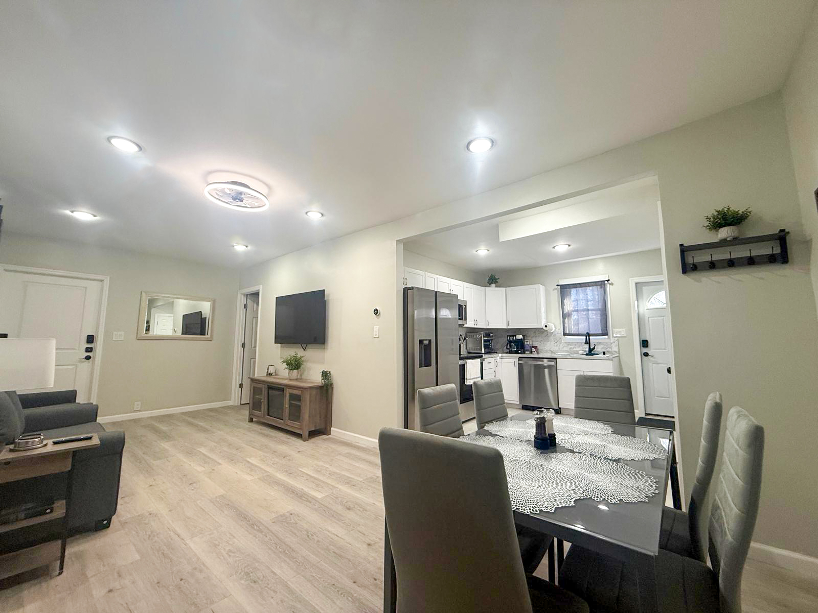 Town & Country Andover Nj Area Apt -1st Fl - New Jersey