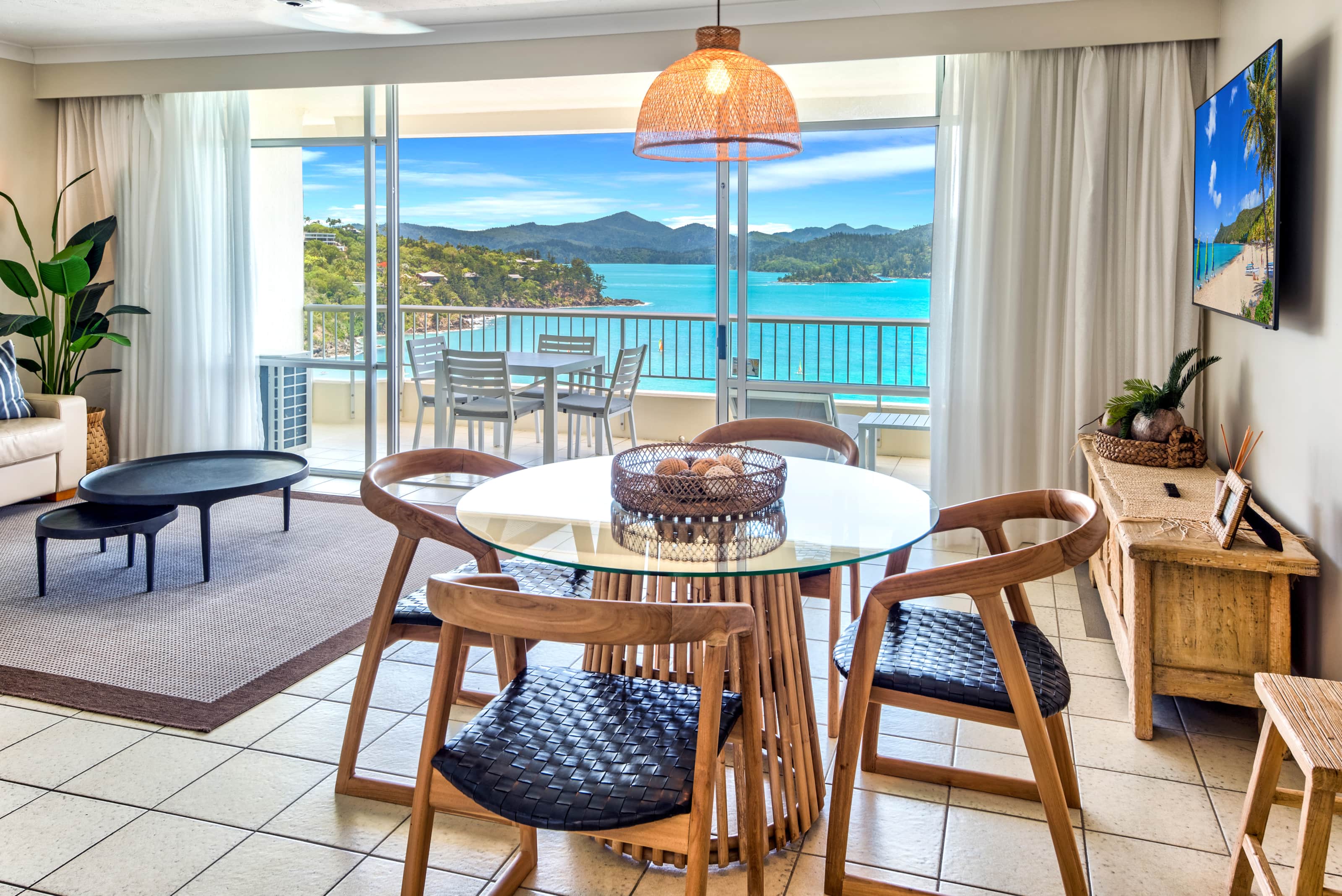 Whitsunday Apartment West 1302 | HIHA - Hamilton Island Holiday ...