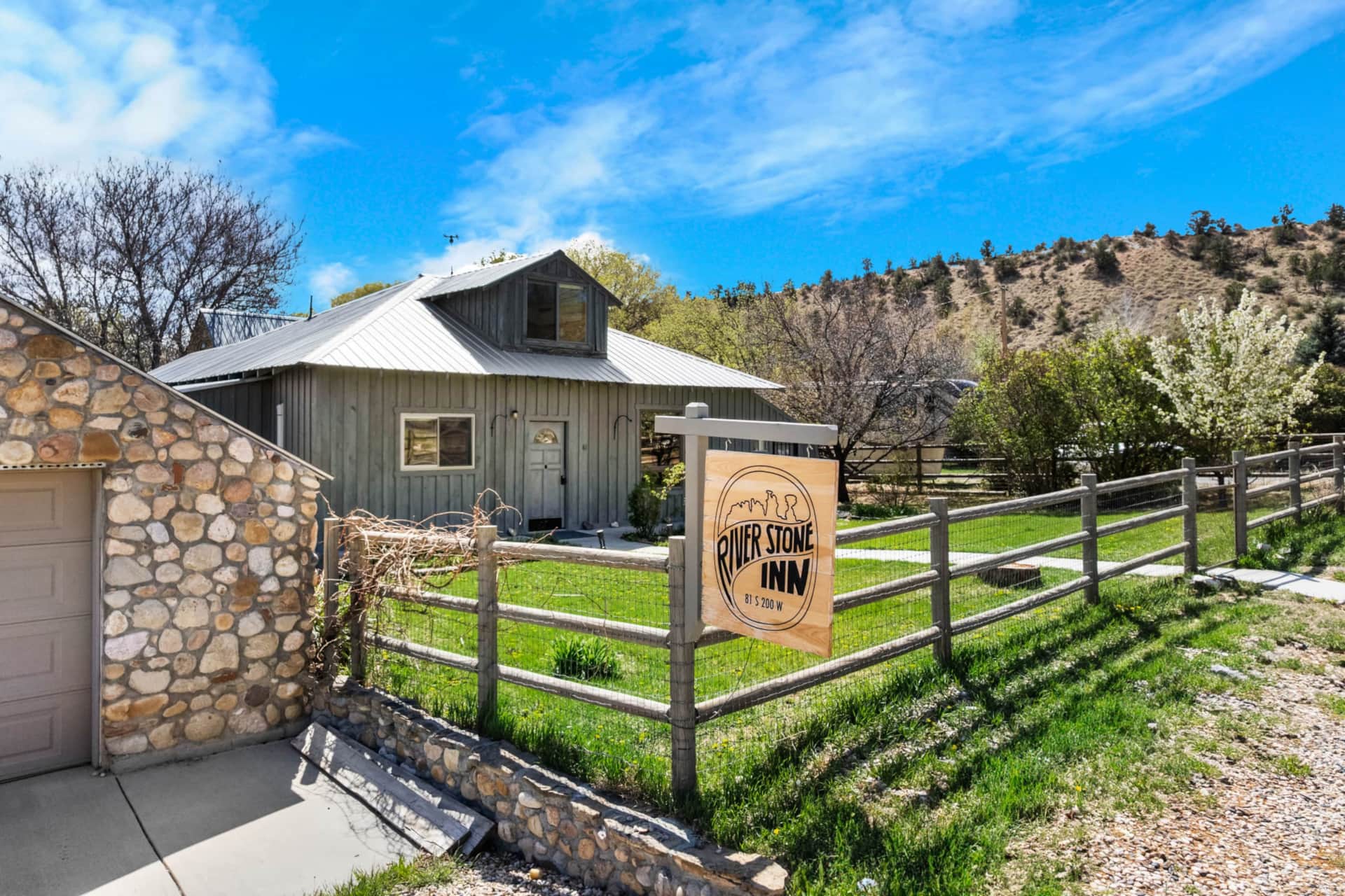 Home [riverstoneinnbryce.com]