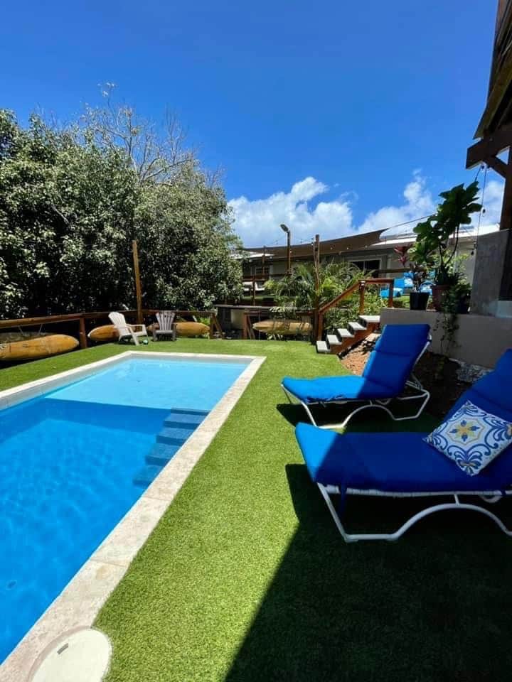 Home [www.vibeinnstthomas.com]