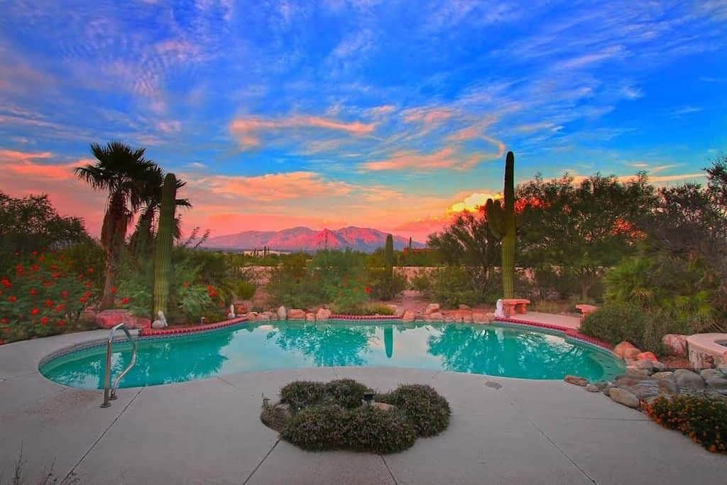 Home [1stclassvacationrentals.com]