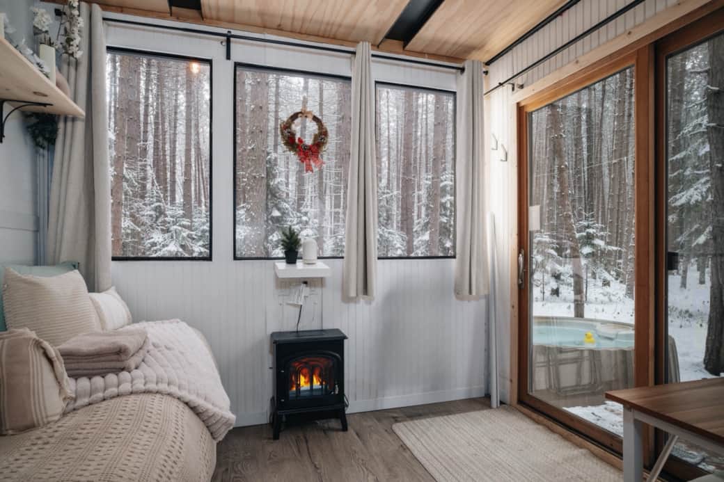 Micro chalet | plage, spa + - Cabin in Saint-Alexis-des-Monts