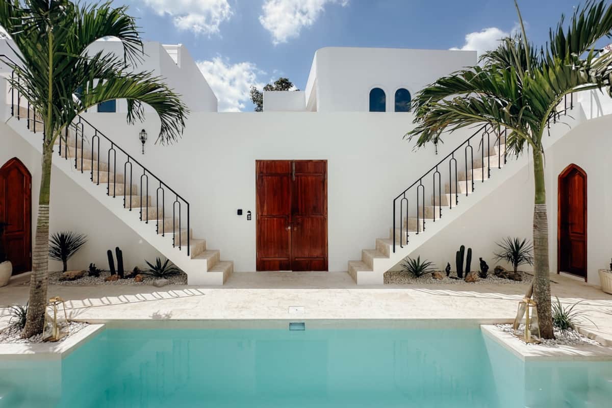 Home [www.casacherish.com]