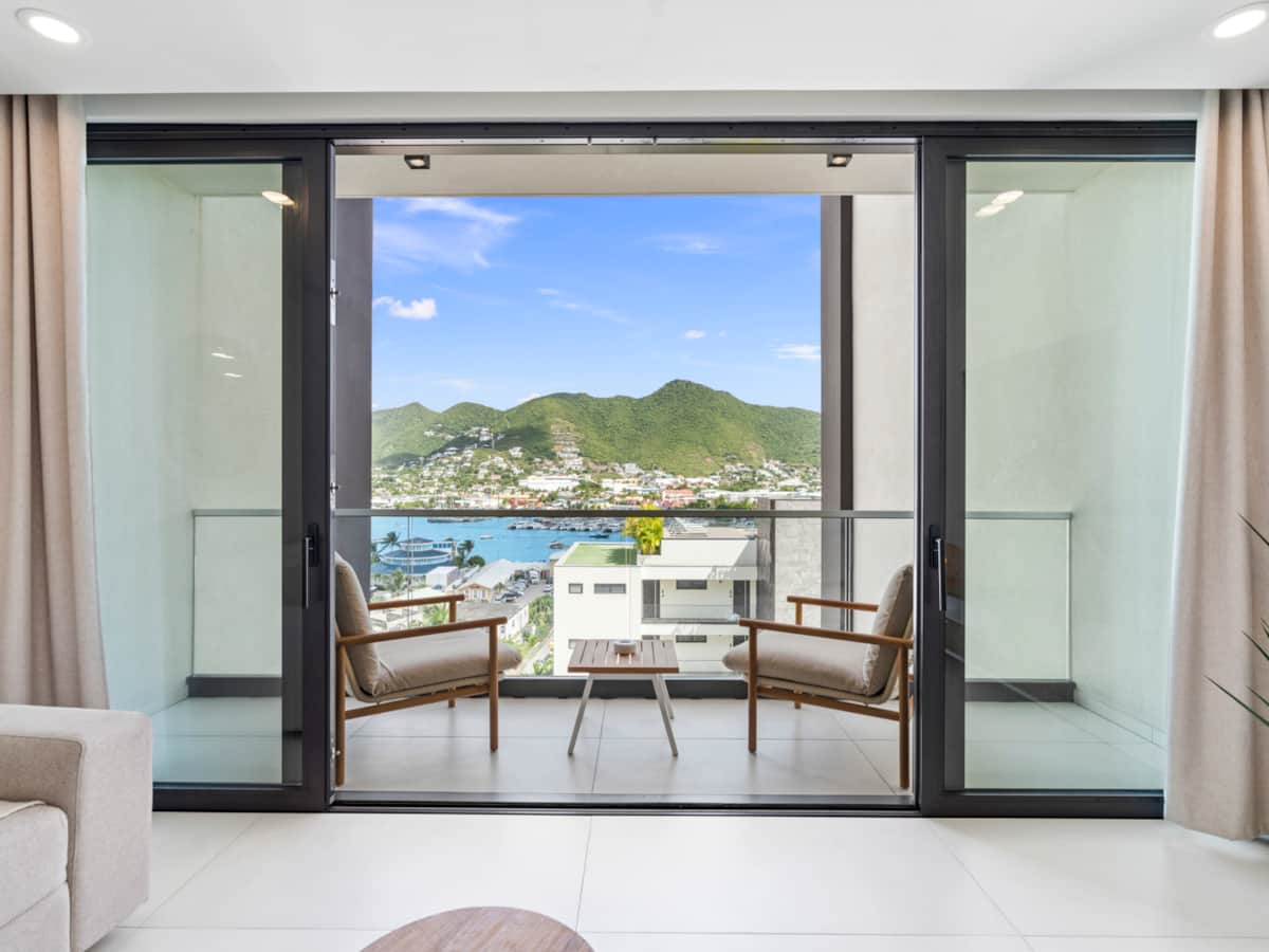 B226 - Amazing Lagoon View with Balcony - Apartment in Sint Maarten