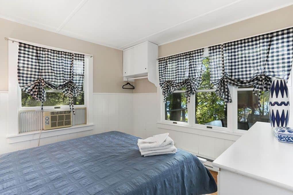 Castaway Cottage - Vacation Home in Eastham