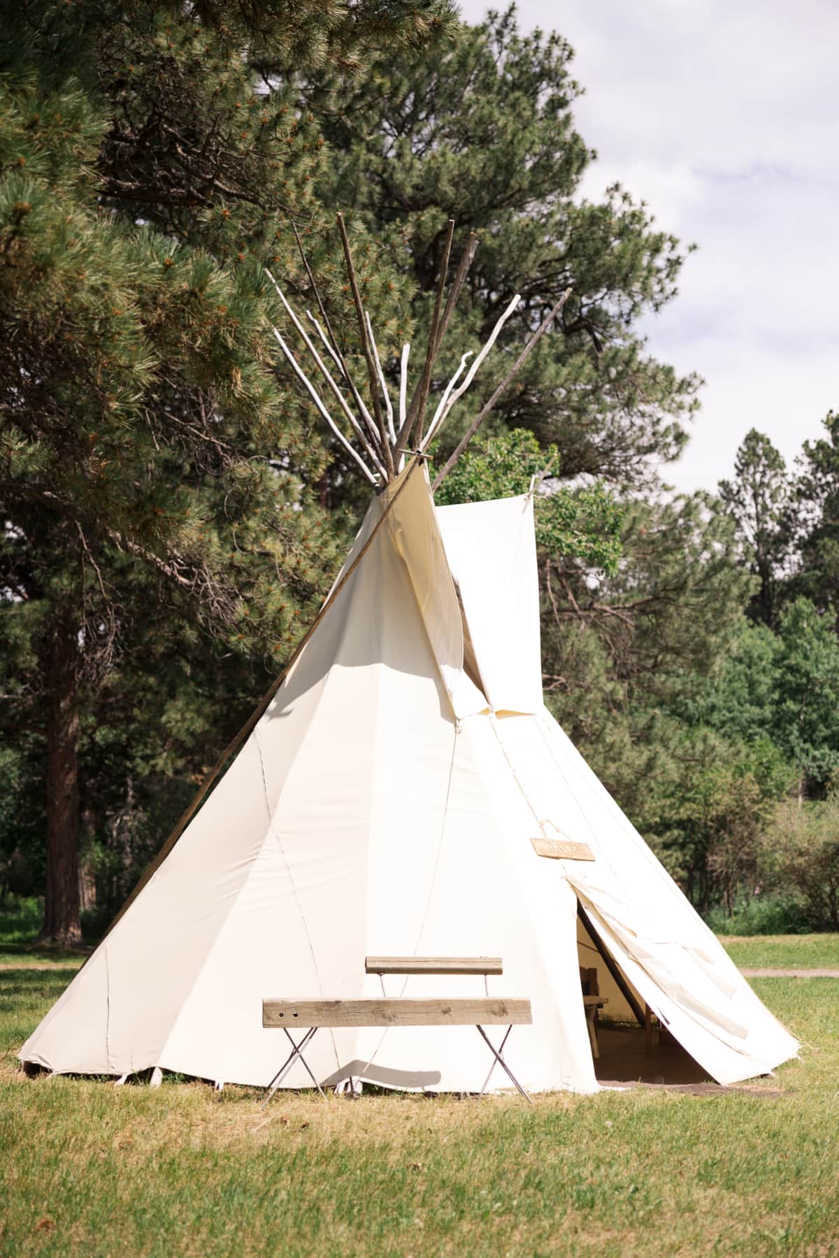 Raven Tipi - Vacation Home in Story