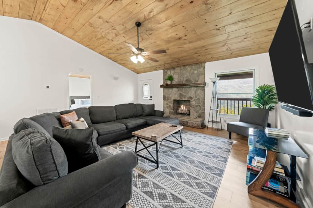 Secluded Cabin w/ 360 Views! - Cabin in Sevier County