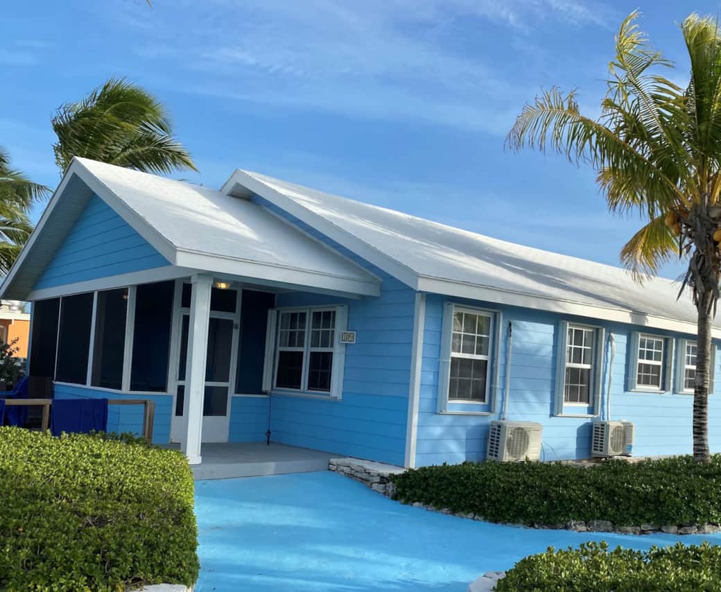 Beach front- Ideal Quest Exuma, #19 Hideaways - Villa in George Town