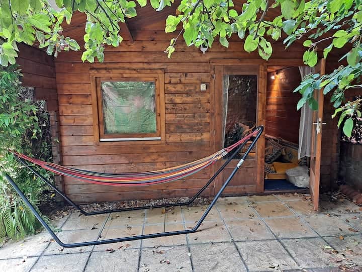 Pilgrims of the Goddess - Cabin - Vacation Home in Glastonbury